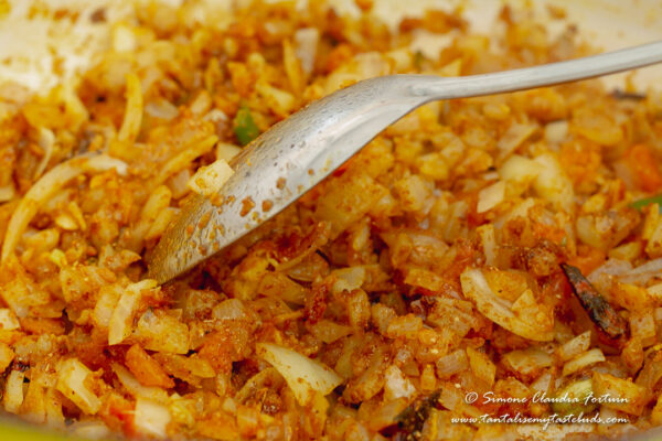 Mouthwatering Chicken Akni Recipe (chicken Pulao) - Tantalise My Taste Buds