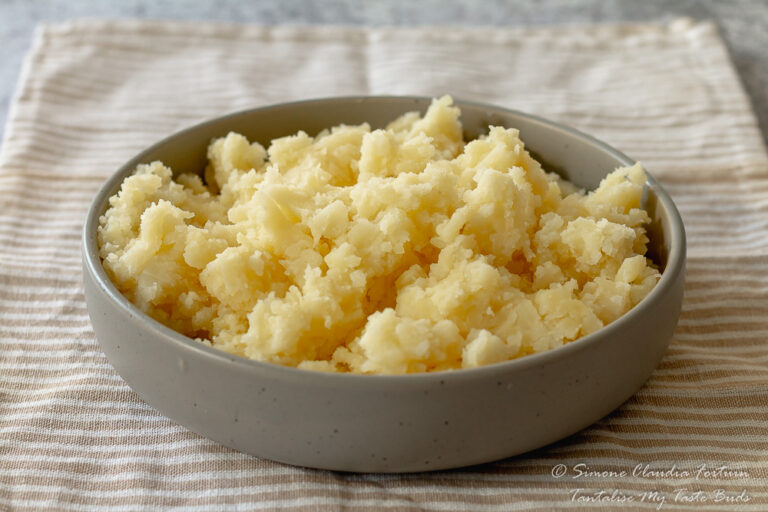Cape Malay Potato Samoosas - Tantalise My Taste Buds